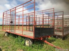 Used Hay Racks for sale. E-Z Trail equipment & more | Machinio
