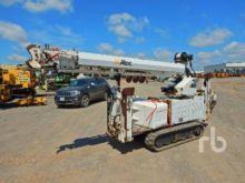 Used Track Digger Derricks for sale. Altec equipment & more | Machinio