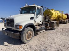 Used Pump Kill Trucks for sale. Mack equipment & more | Machinio