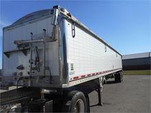 Used Wilson Hopper Trailers for sale. International and more.