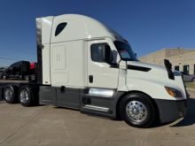 Used Walmart Truck For Sale for sale. Freightliner equipment & more ...