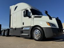 Used Walmart Truck For Sale for sale. Freightliner equipment & more ...