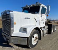Used 1986 Freightliner for sale. Freightliner equipment & more | Machinio