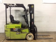 Used Clark TMX20 Forklift for sale | Machinio