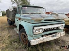 Used GMC Grain Trucks for sale in Saskatchewan, Canada | Machinio