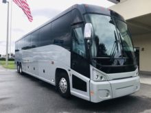Used Motor Coach Industries J4500 Coach Bus for sale | Machinio