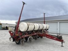 Used 6 Row Corn Planter for sale. John Deere equipment & more | Machinio